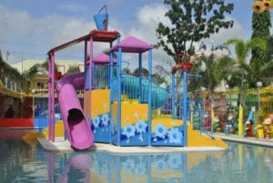 25+ Water Parks and Resorts near Manila that your kids will love