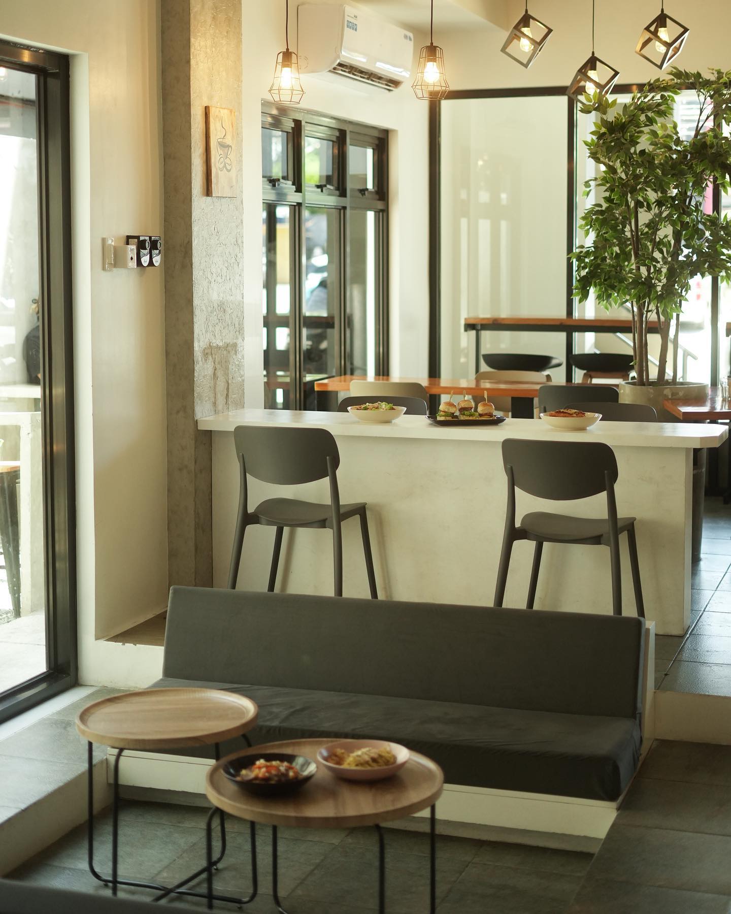 12 Cool Cafes in Parañaque