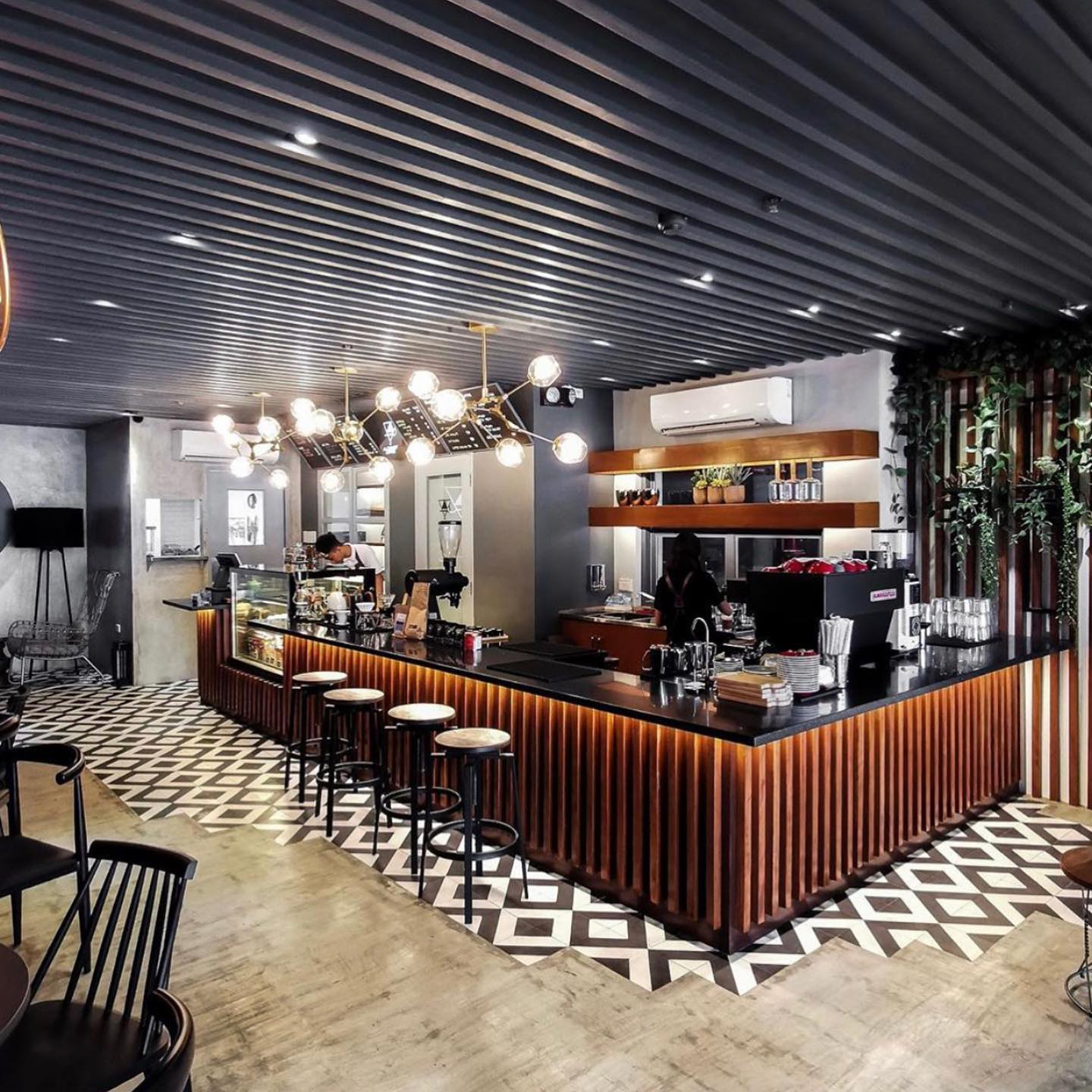 12 Cool Cafes in Parañaque
