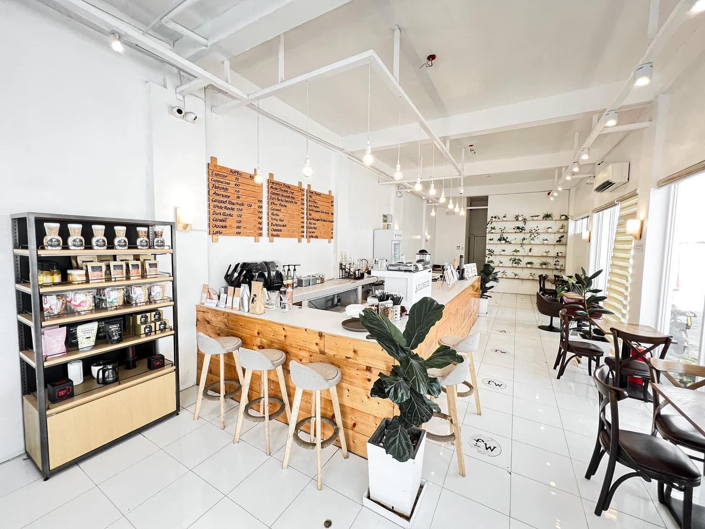 Discover 30+ Aesthetic Cafes in Batangas, Philippines – Frecelynne