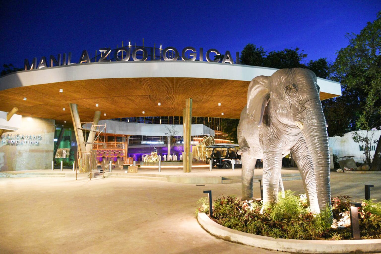 Discover the top 11 Zoos in the Philippines
