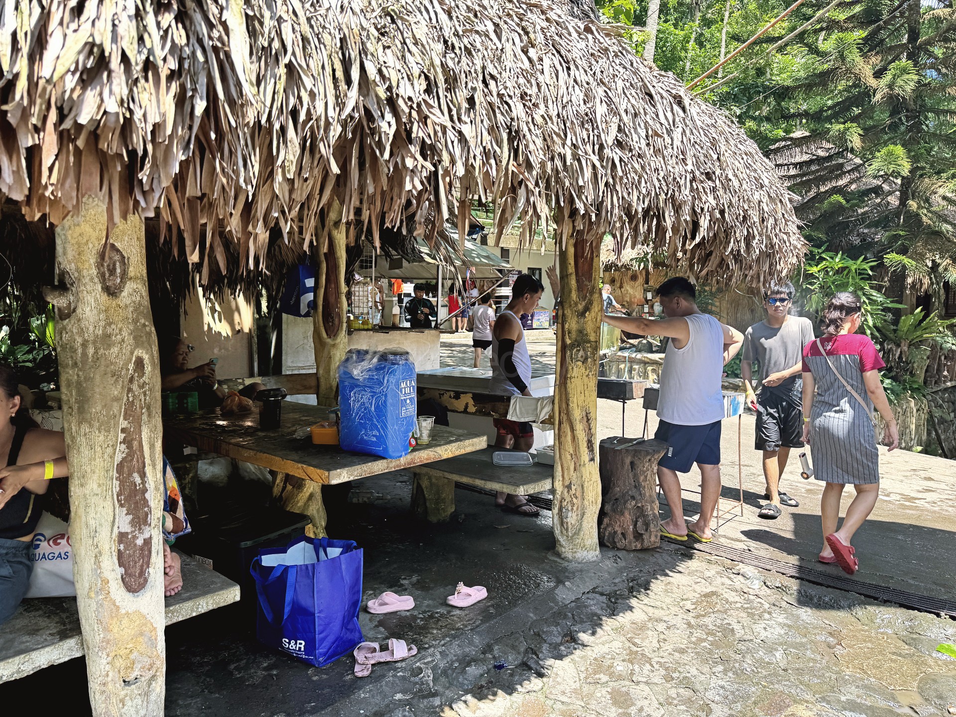 Weekend at Dalitiwan Resort, Majayjay Laguna's Natural Pools